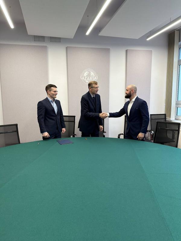 Uczelnia Łazarskiego i Fundacja LexCultura - porozumienie o współpracy ...